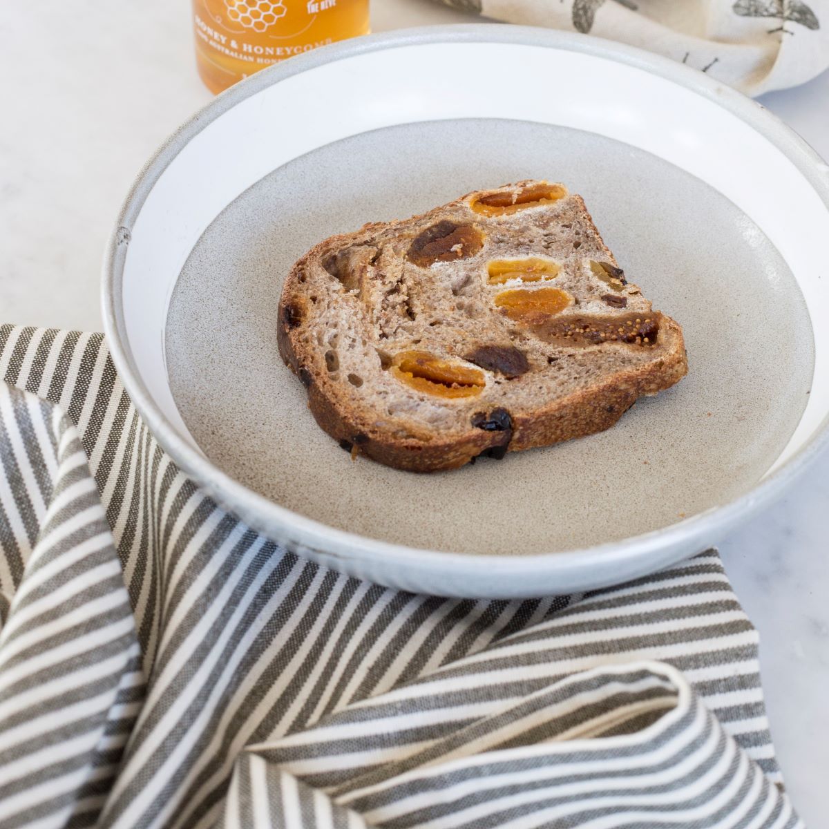 Abby Stripe - Tablecloth – Olive Green– 240cm x 150cm - Twig and ...